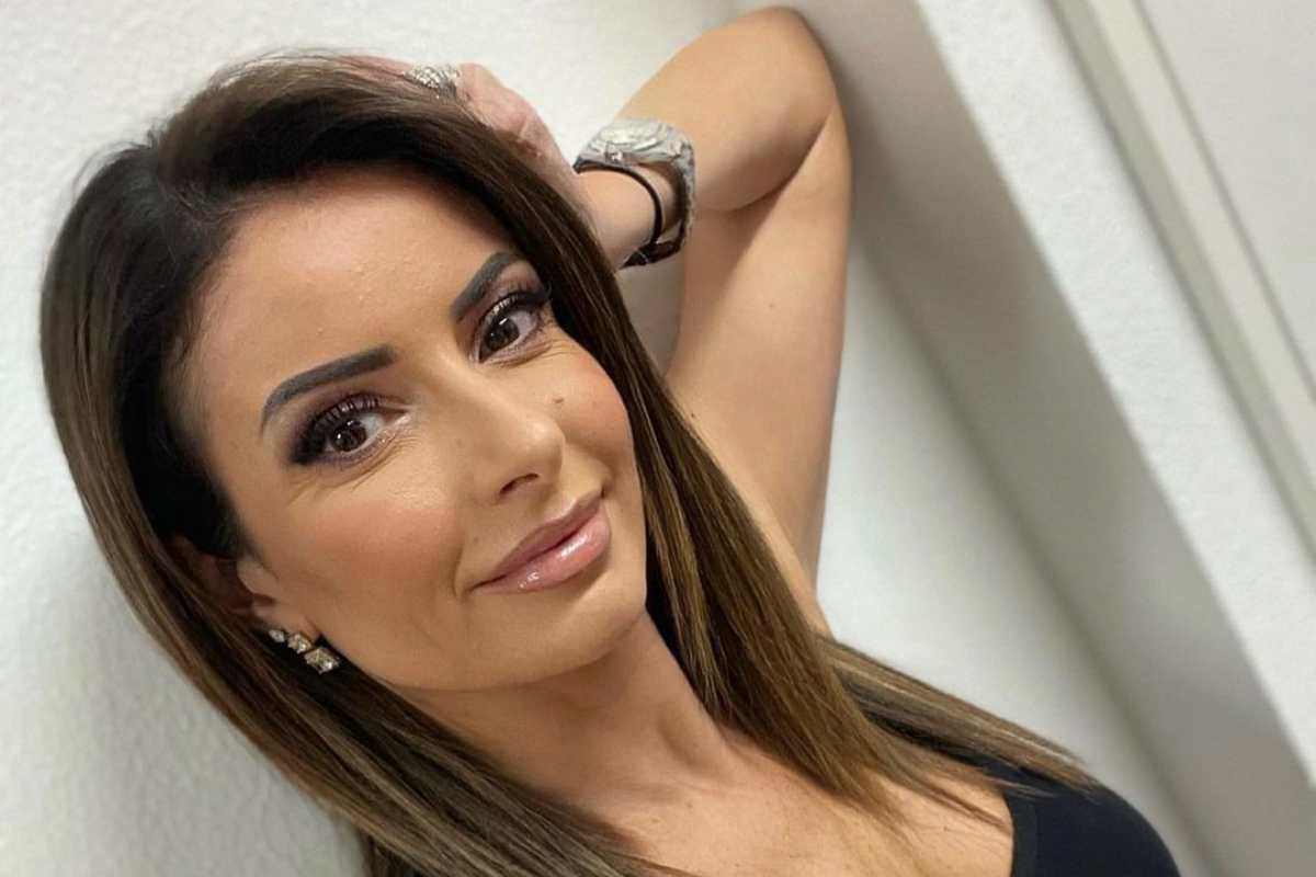 Monica Bertini, l'estate non è ancora finita: bikini pazzesco ...